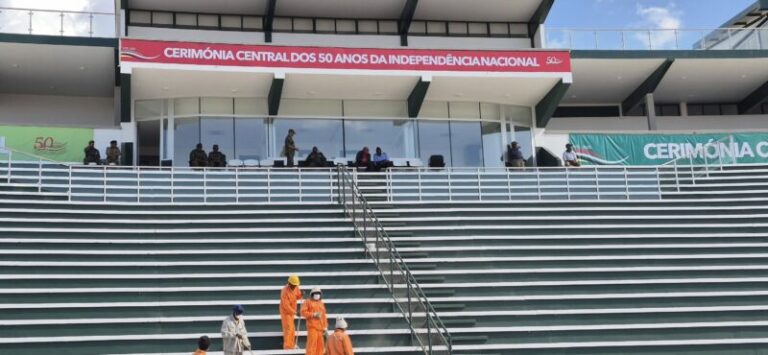 Estádio da Machava muda de nome e passa a chamar-se Estádio da ...