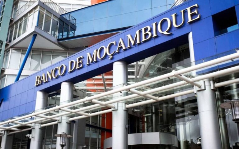BdM: Crédito à economia regista segunda queda consecutiva e cai para ...